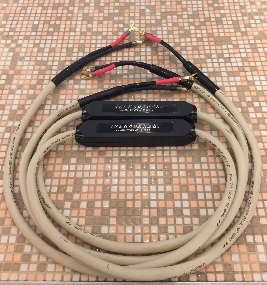 TRANSPARENT MUSIC WAVE PLUS